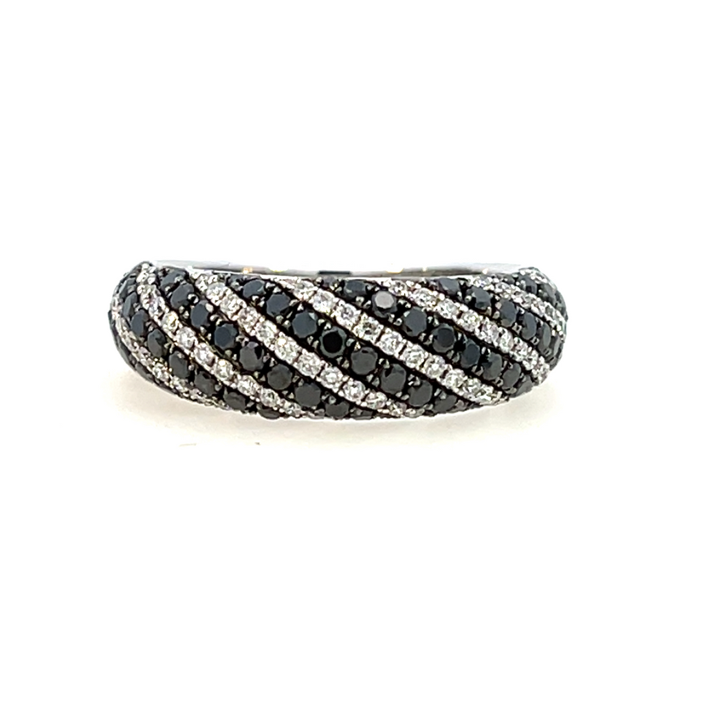 Black & White Diamond Ring – Daniela Califa