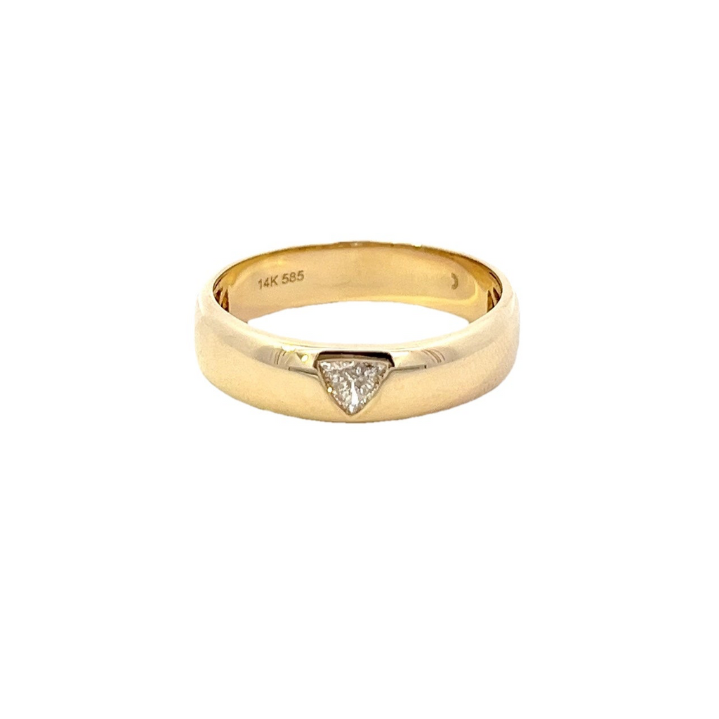 Diamond Ring – Daniela Califa