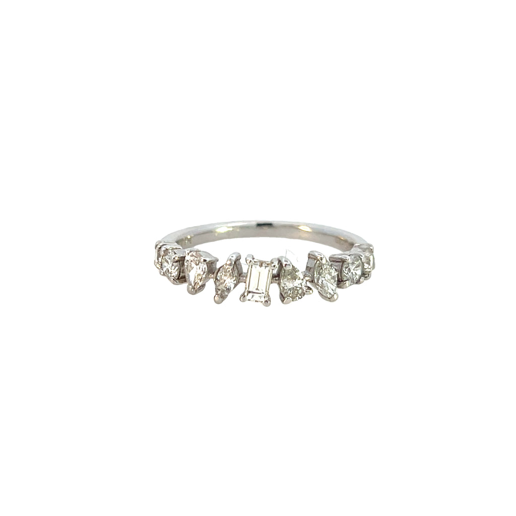 Diamonds Ring – Daniela Califa